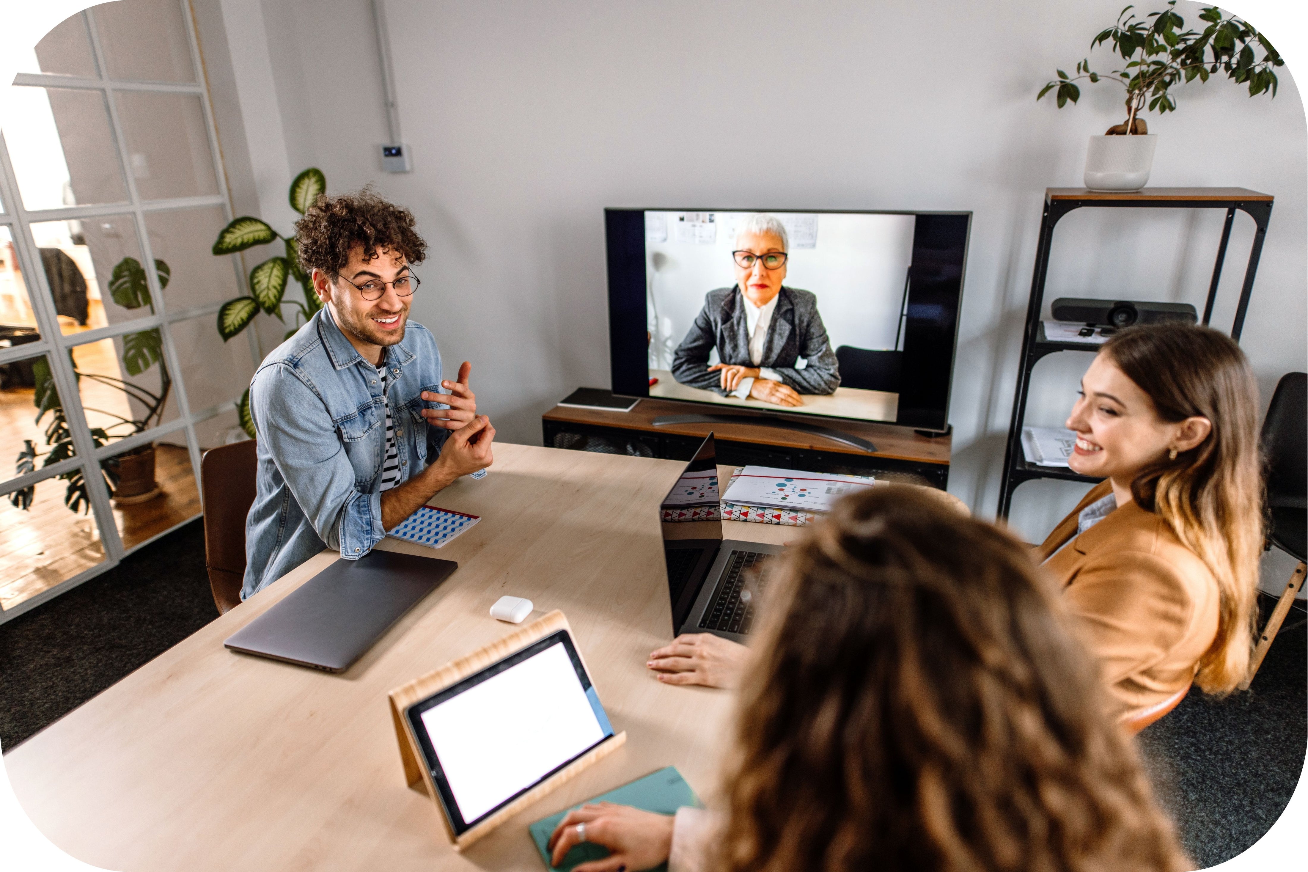 Creating a Hybrid Work Model That Works for Everyone — Powerbx, LLC