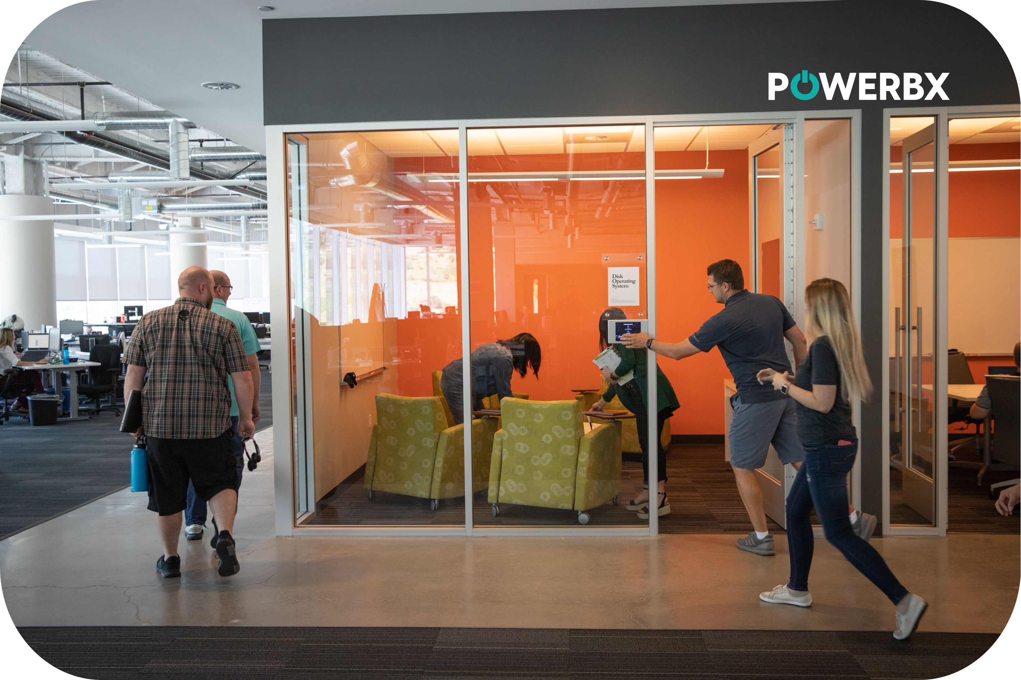 Streamlining Hybrid Workspaces: The Role of Room Scheduling Displays — Powerbx, LLC